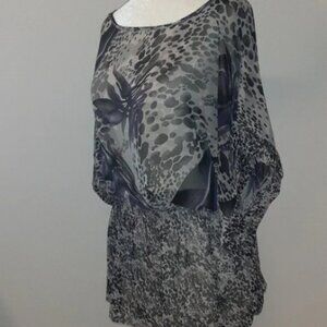 Miley Cyrus & Max Azria | Tops | Miley Cyrus Max Azria Printed Flowy ...